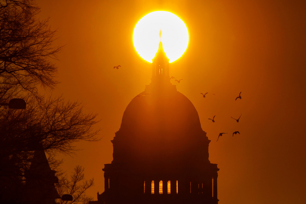 Many Democrats are still down on the Democratic Party, a new AP-NORC ...