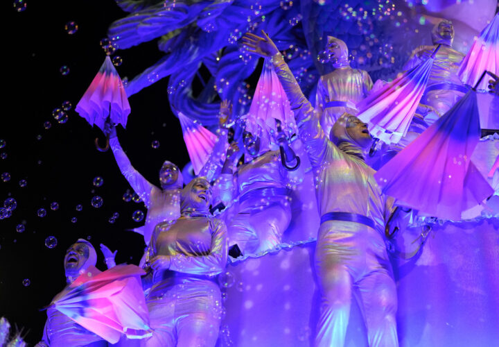 Carnival kicks off in Rio - Photo Collection | The Associated Press